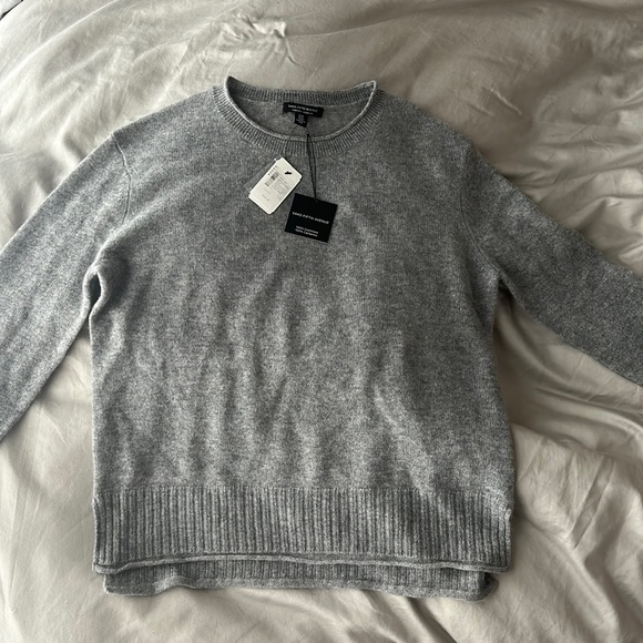 Saks Fifth Avenue | Sweaters | Brand New Tags Still On Cashmere Sweater ...